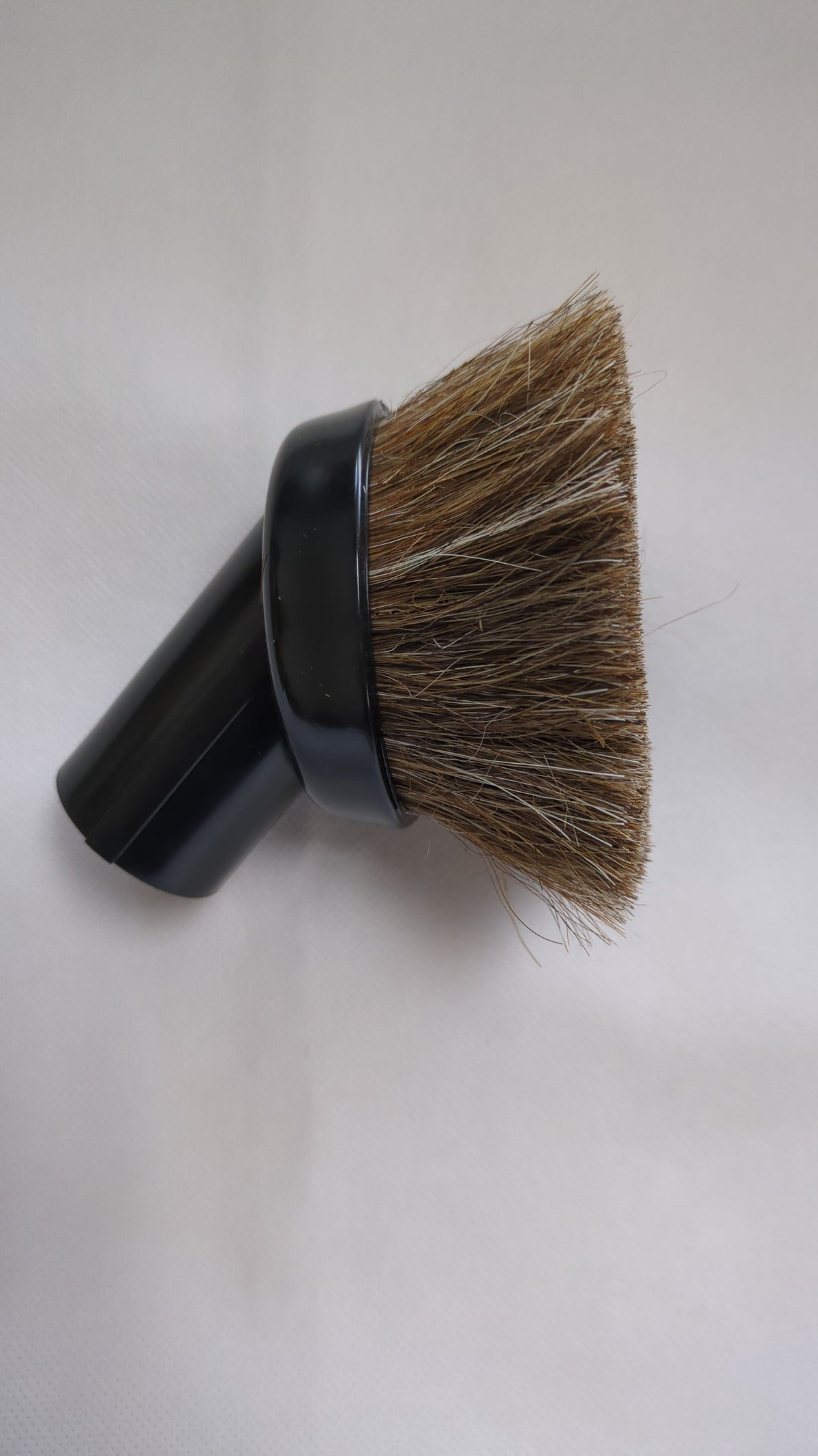 Dusting Brush Tool Round Black 1 1/4" Fit — Best Vac